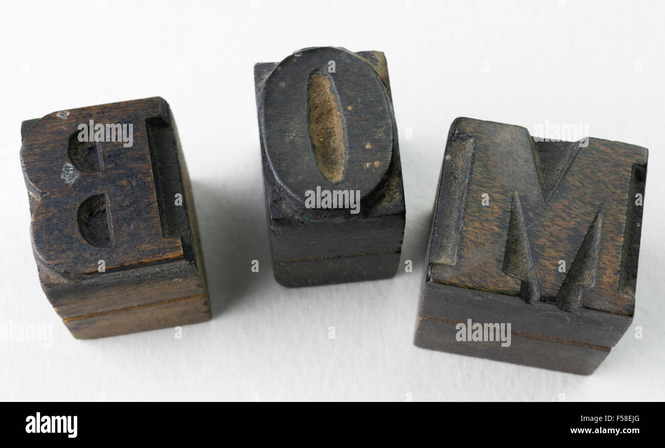 Wood letter blocks hi-res stock photography and images - Alamy