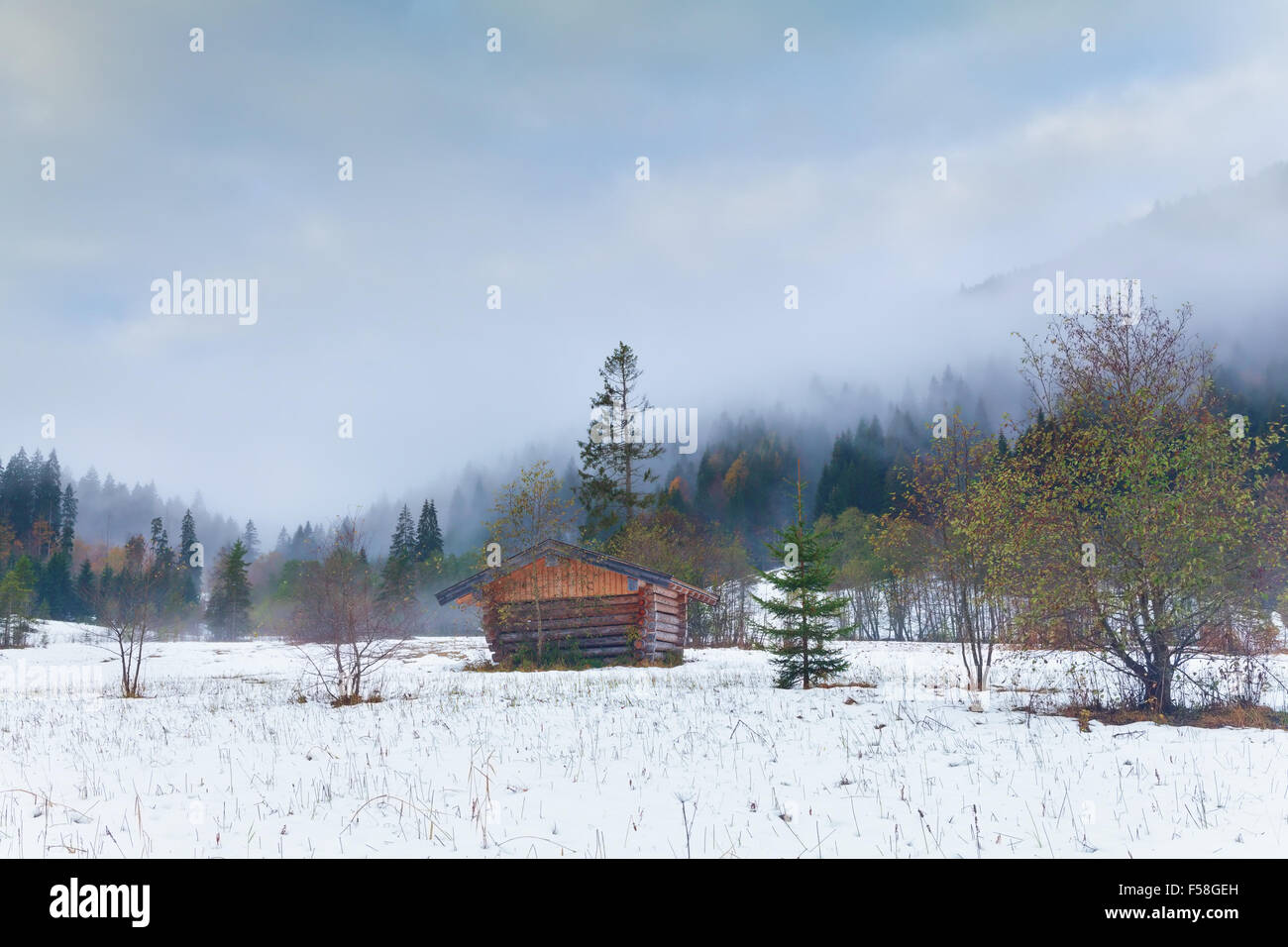 Hut with snow fall hi-res stock photography and images - Alamy