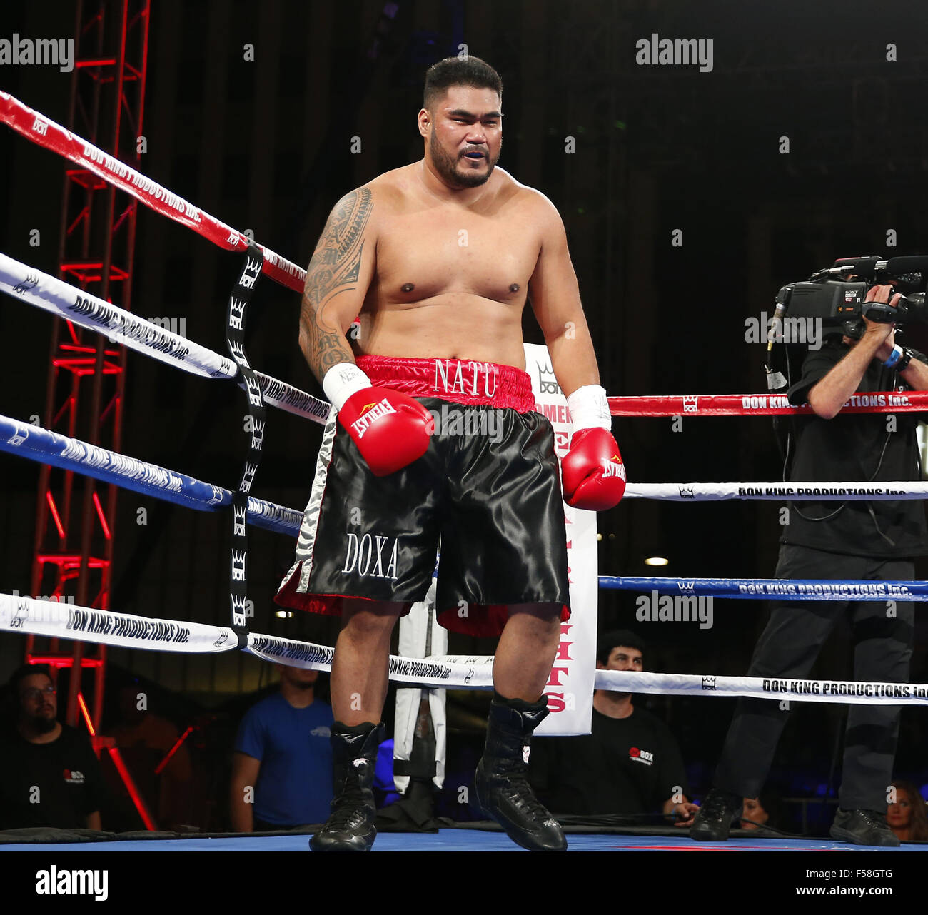 Don King Productions & The D Las Vegas presents Outdoor Boxing at The ...