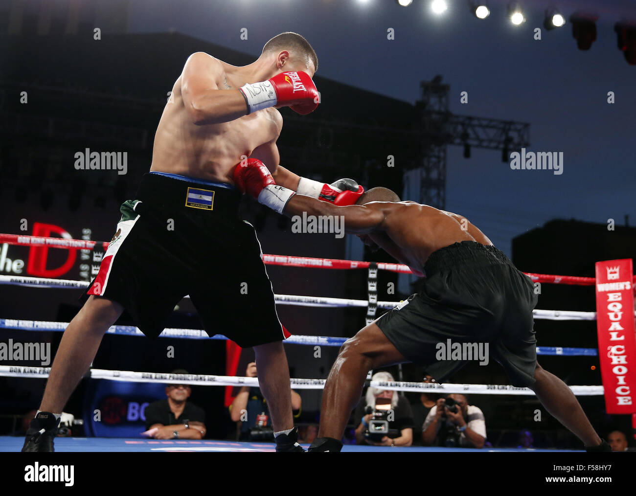 Don King Productions & The D Las Vegas presents Outdoor Boxing at The ...