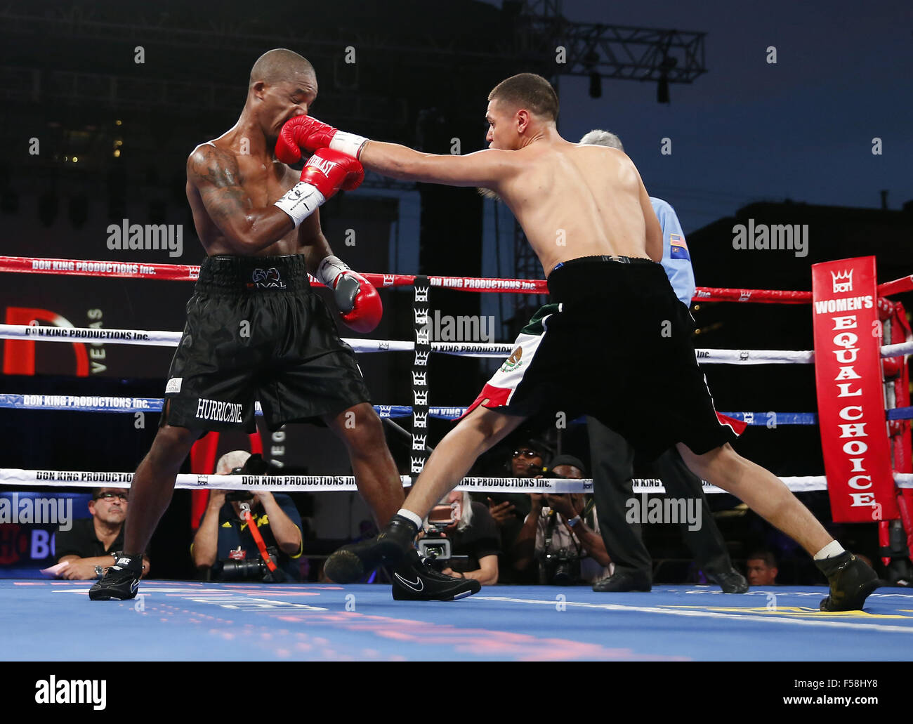 Don King Productions & The D Las Vegas presents Outdoor Boxing at The ...