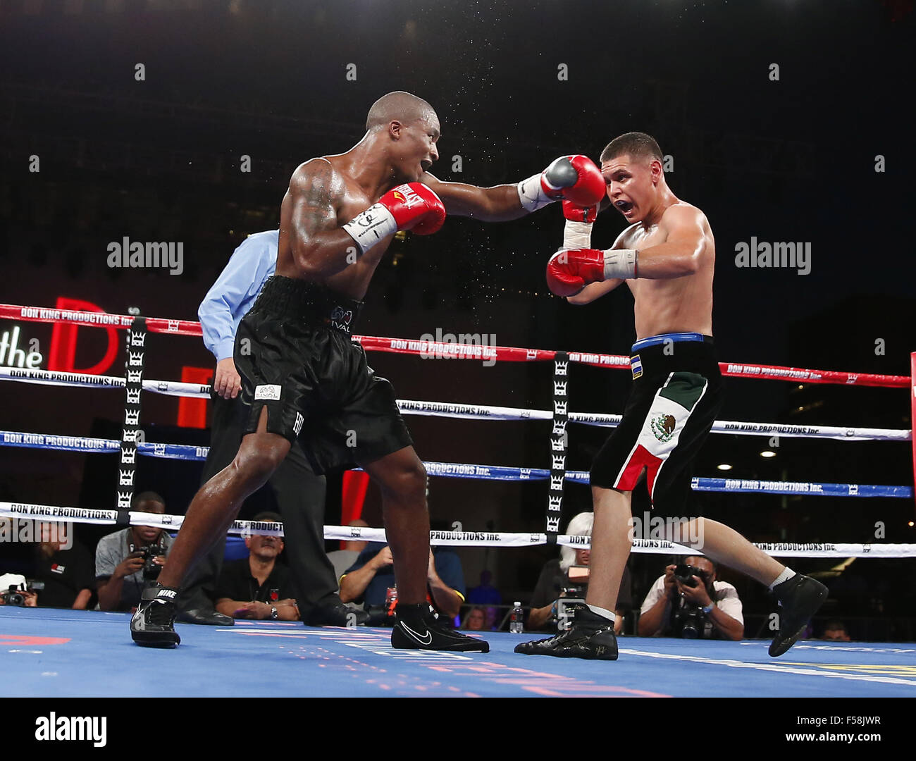 Don King Productions & The D Las Vegas presents Outdoor Boxing at The ...
