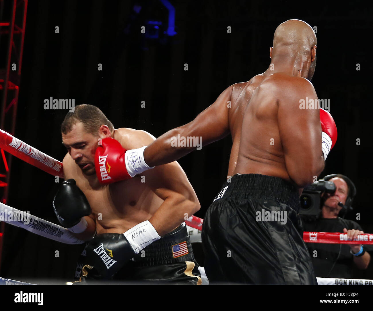Don King Productions & The D Las Vegas presents Outdoor Boxing at The ...