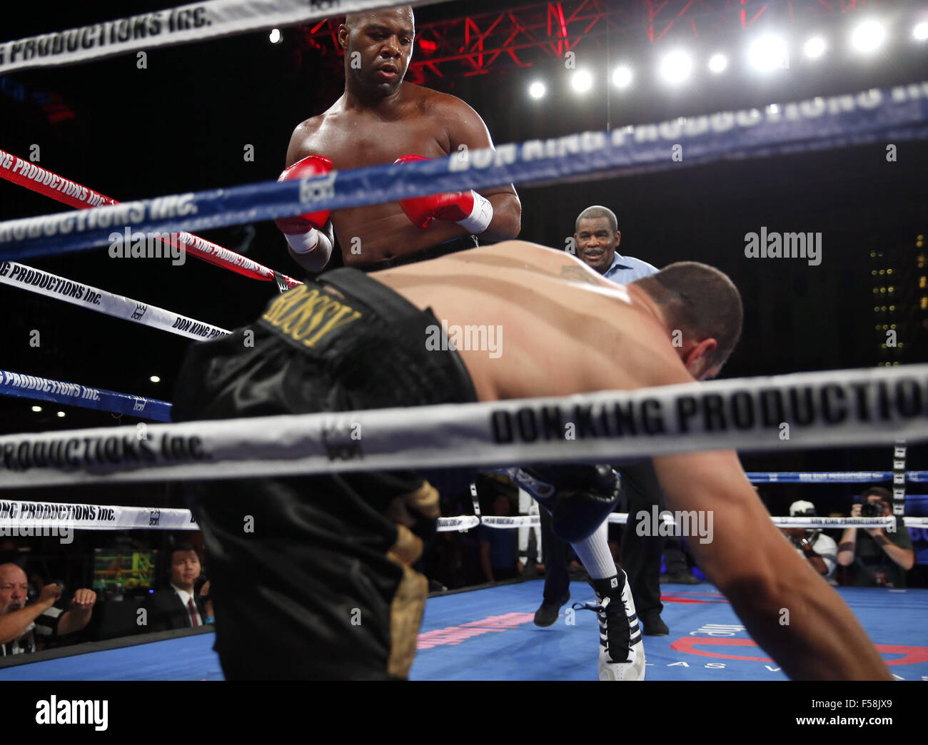 Don King Productions & The D Las Vegas presents Outdoor Boxing at The ...