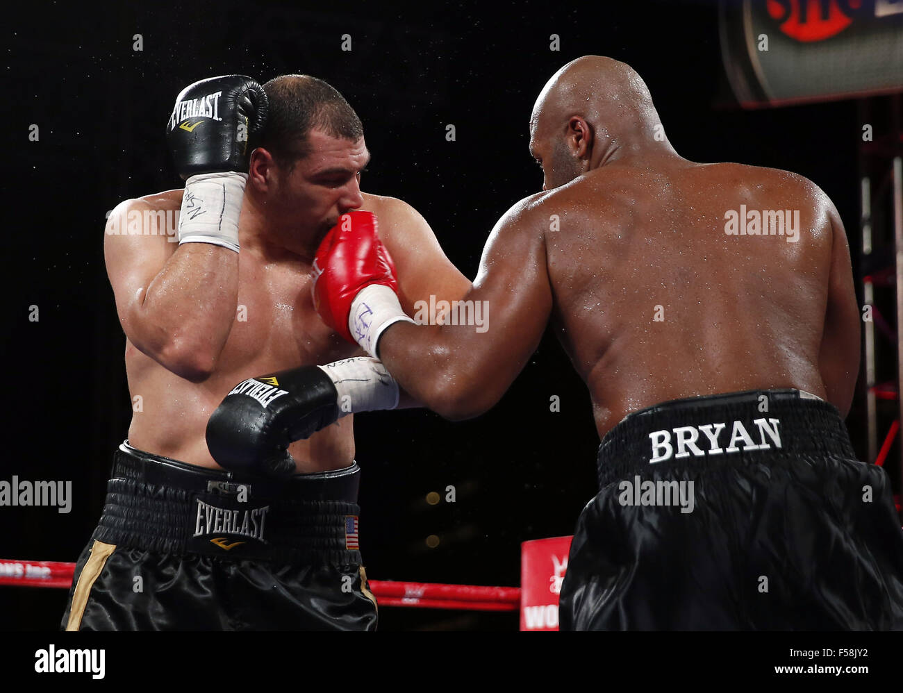 Don King Productions & The D Las Vegas presents Outdoor Boxing at The ...