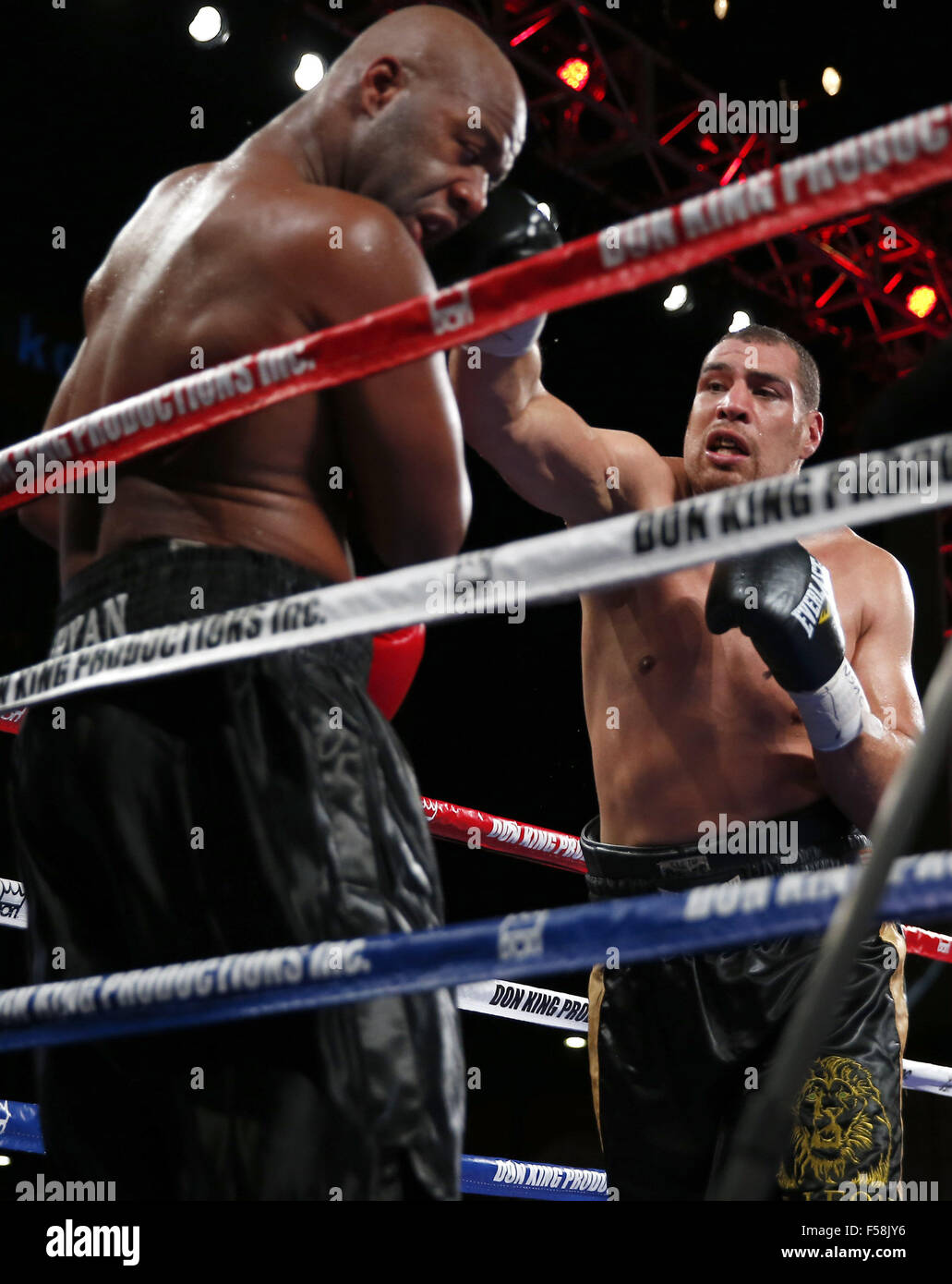 Don King Productions & The D Las Vegas presents Outdoor Boxing at The ...