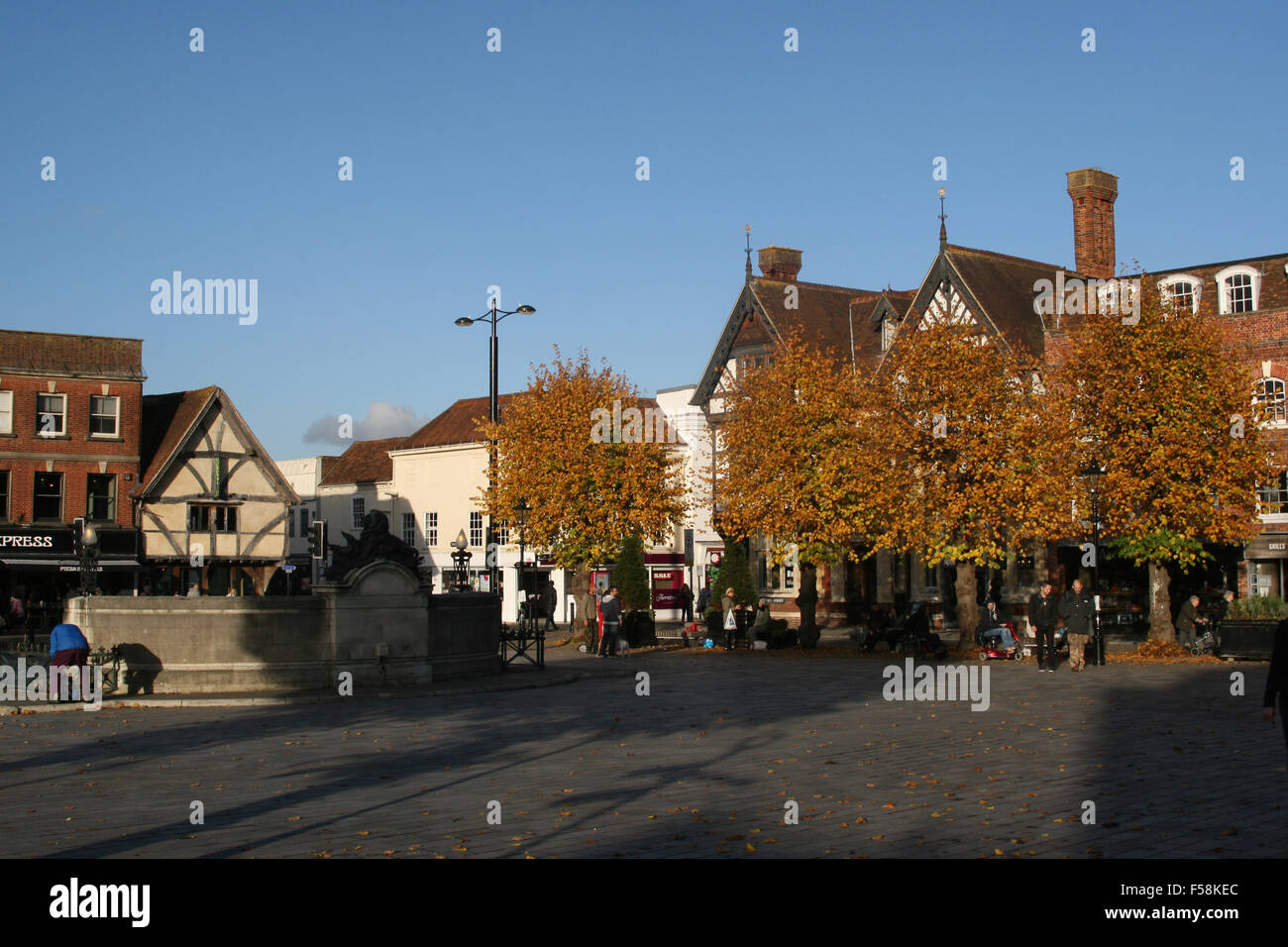 SALISBURY TOWN SQUARE Stock Photo - Alamy