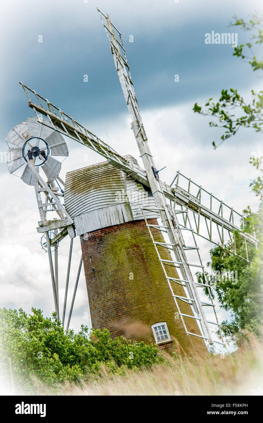 Old Windmill on the NorfolkBroads Stock Photo - Alamy
