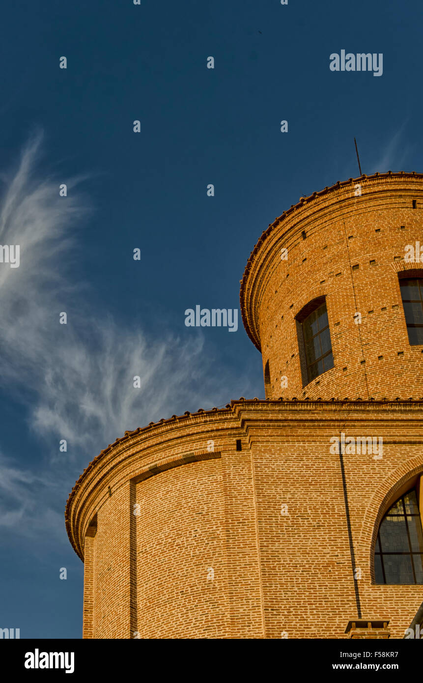 Apse of church with sky in the background Stock Photo - Alamy