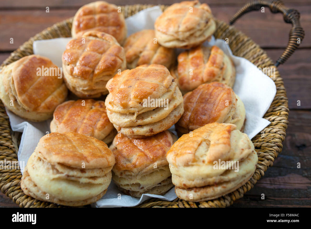Small bread hi-res stock photography and images - Alamy