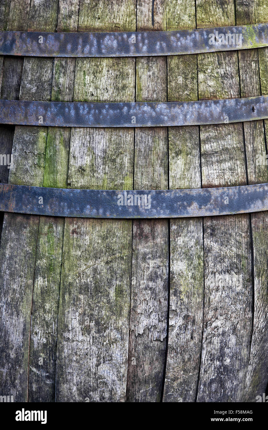 The old barrel Stock Photo - Alamy