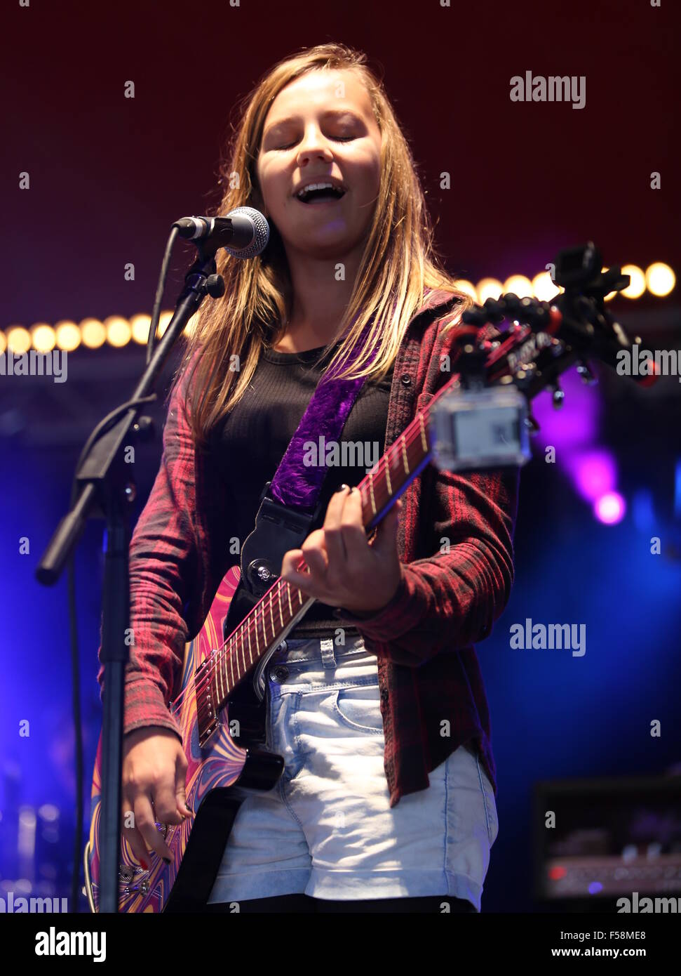 Reading Festival 2015 - Day 2 - Performances Featuring: The Mini Band ...