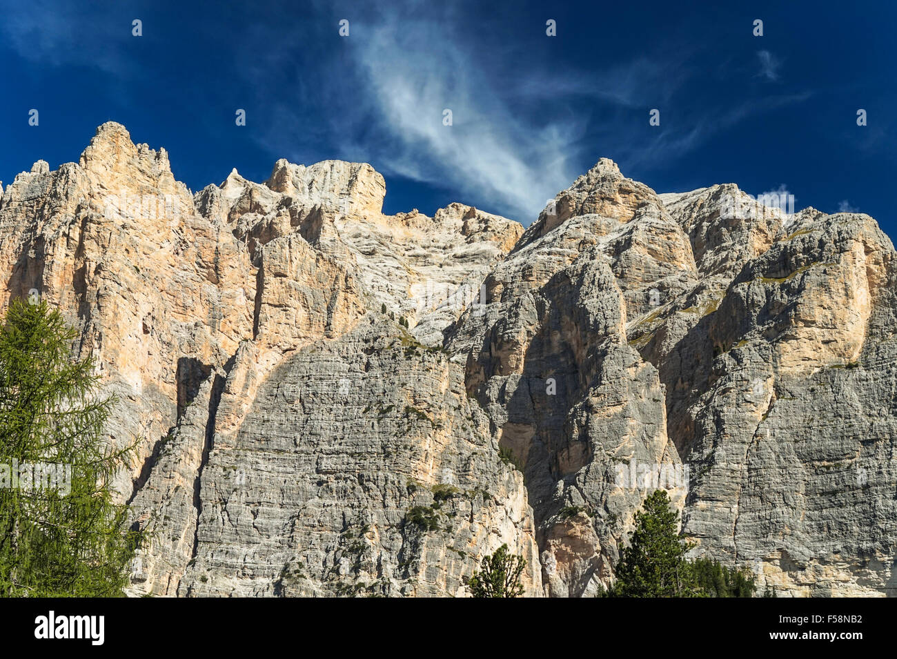 Blue sky over the alps hi-res stock photography and images - Alamy
