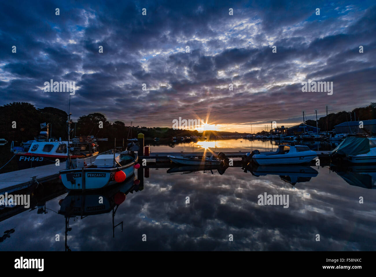 Penryn cornwall hi-res stock photography and images - Alamy