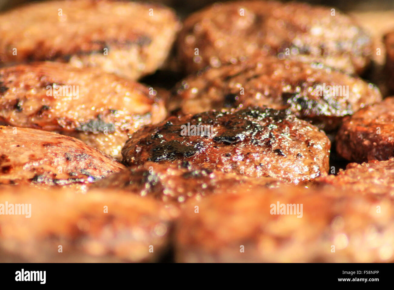 Undercooked beefburgers hi-res stock photography and images - Alamy
