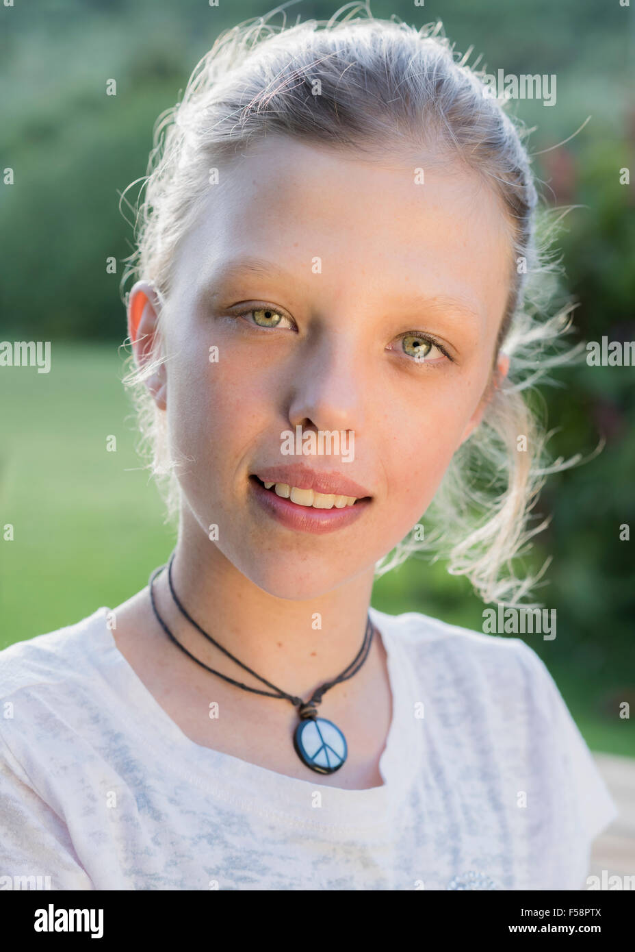 Portrait of a blond girl Stock Photo - Alamy