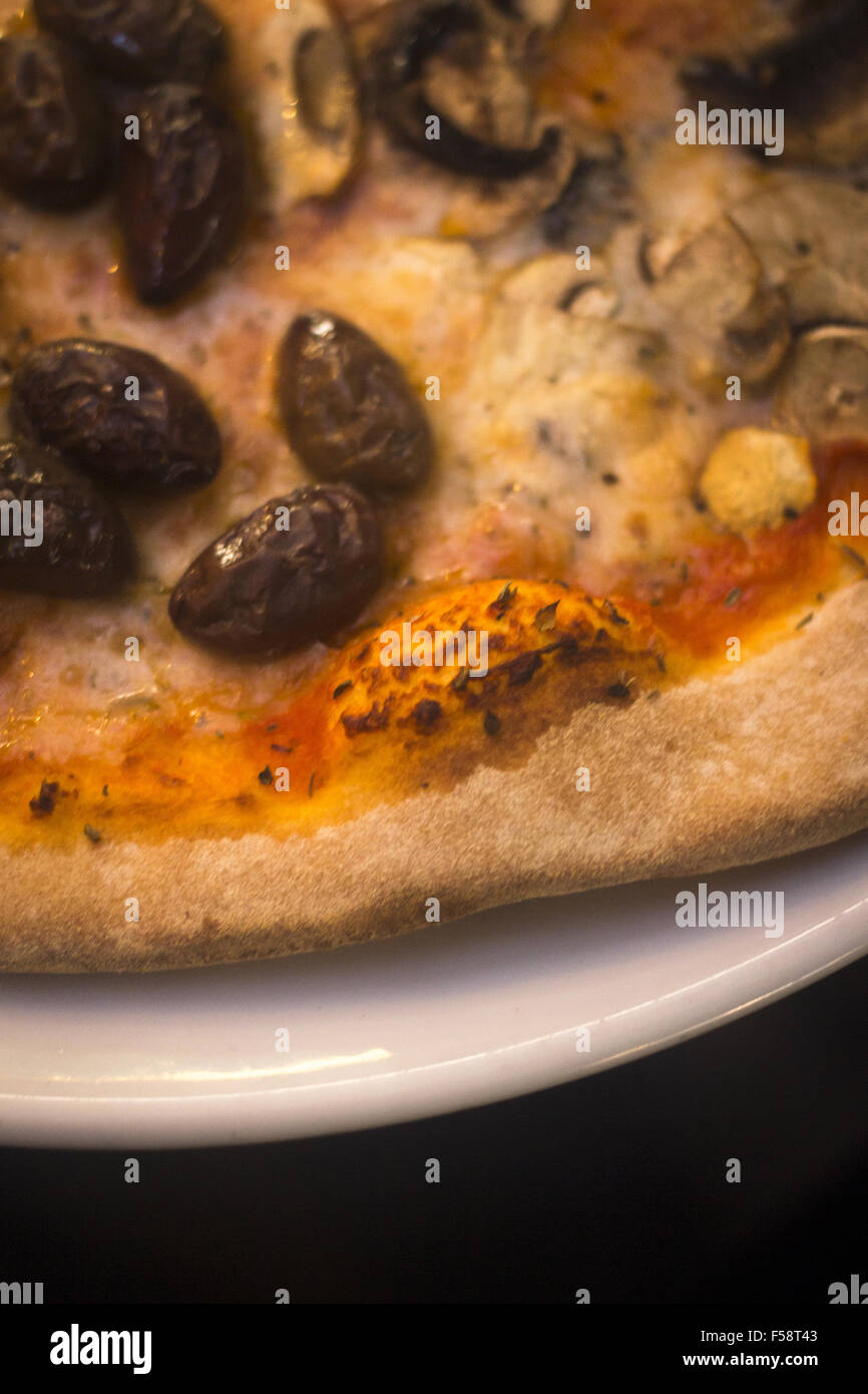 Italian pizzeria traditinal wood fire oven pizza restaurant in Rome ...