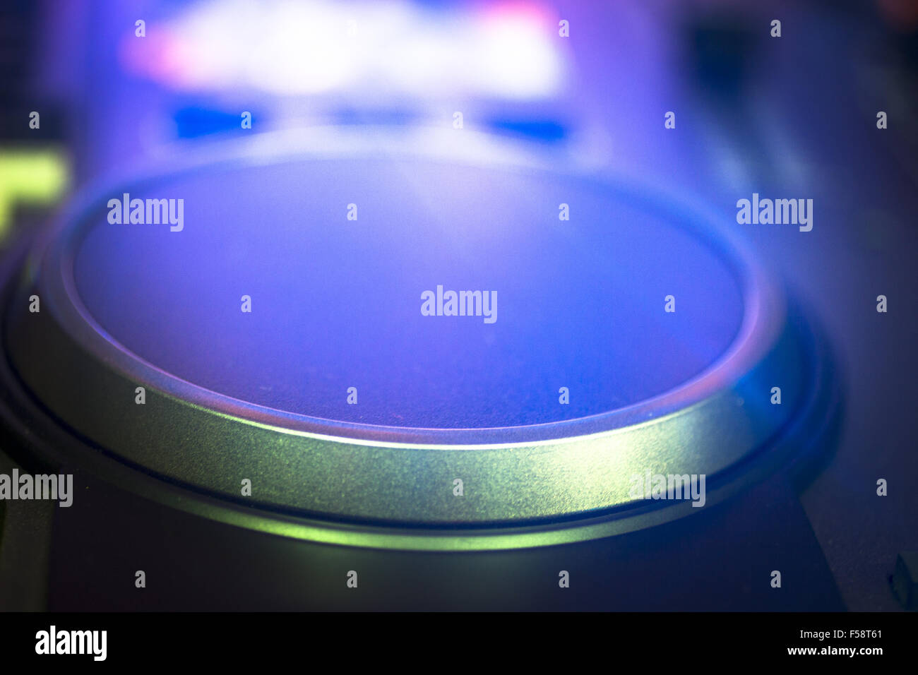 DJ console cd mp4 deejay mixing desk Ibiza house techno dance music ...