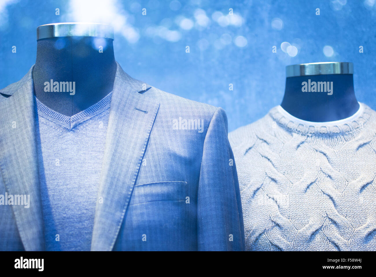 Shop dummy fashion mannequin in store boutique shop window artistic ...