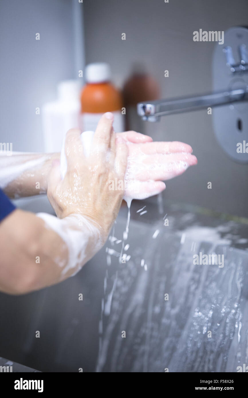 Traumatology orthopedic surgery hospital emergency operating room ...