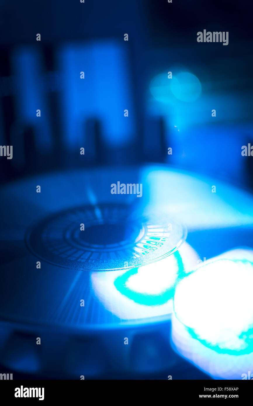 DJ console cd mp4 deejay mixing desk Ibiza house techno dance music ...