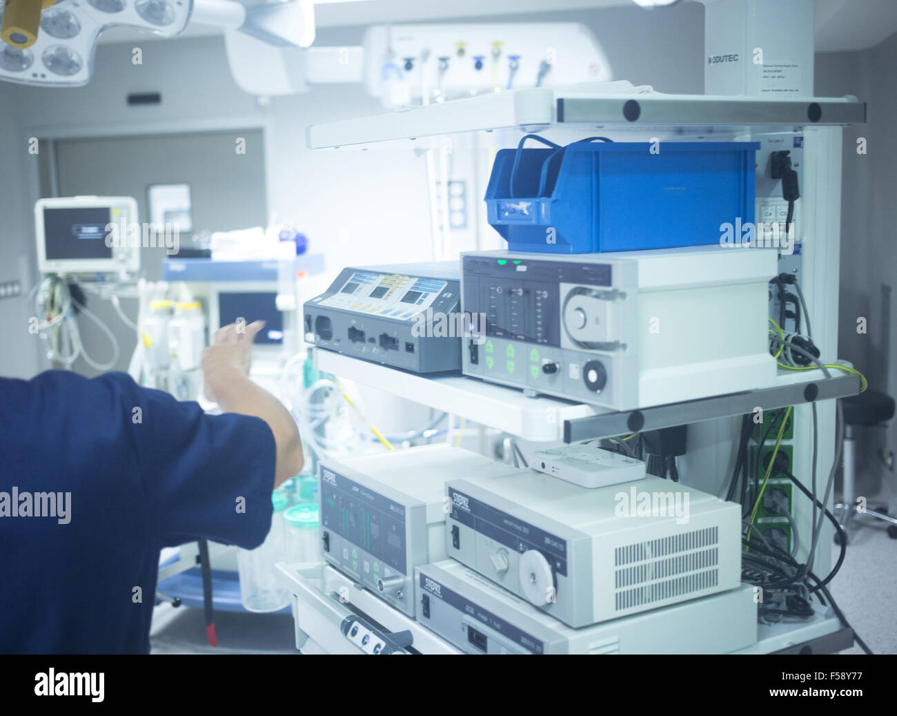 Traumatology orthopedic surgery hospital emergency operating room ...