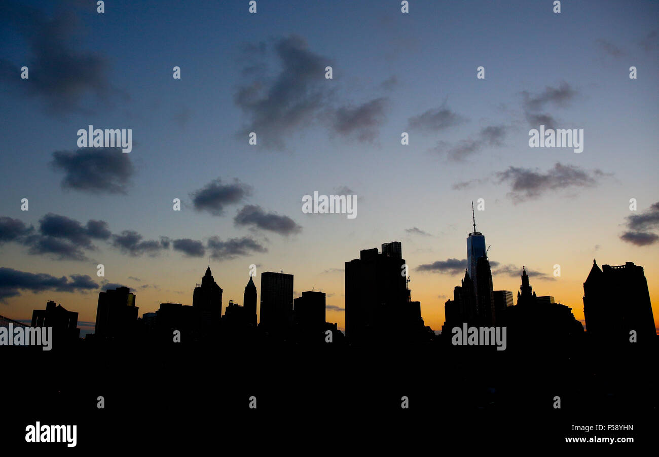 Skyline sunset wtc hi-res stock photography and images - Alamy