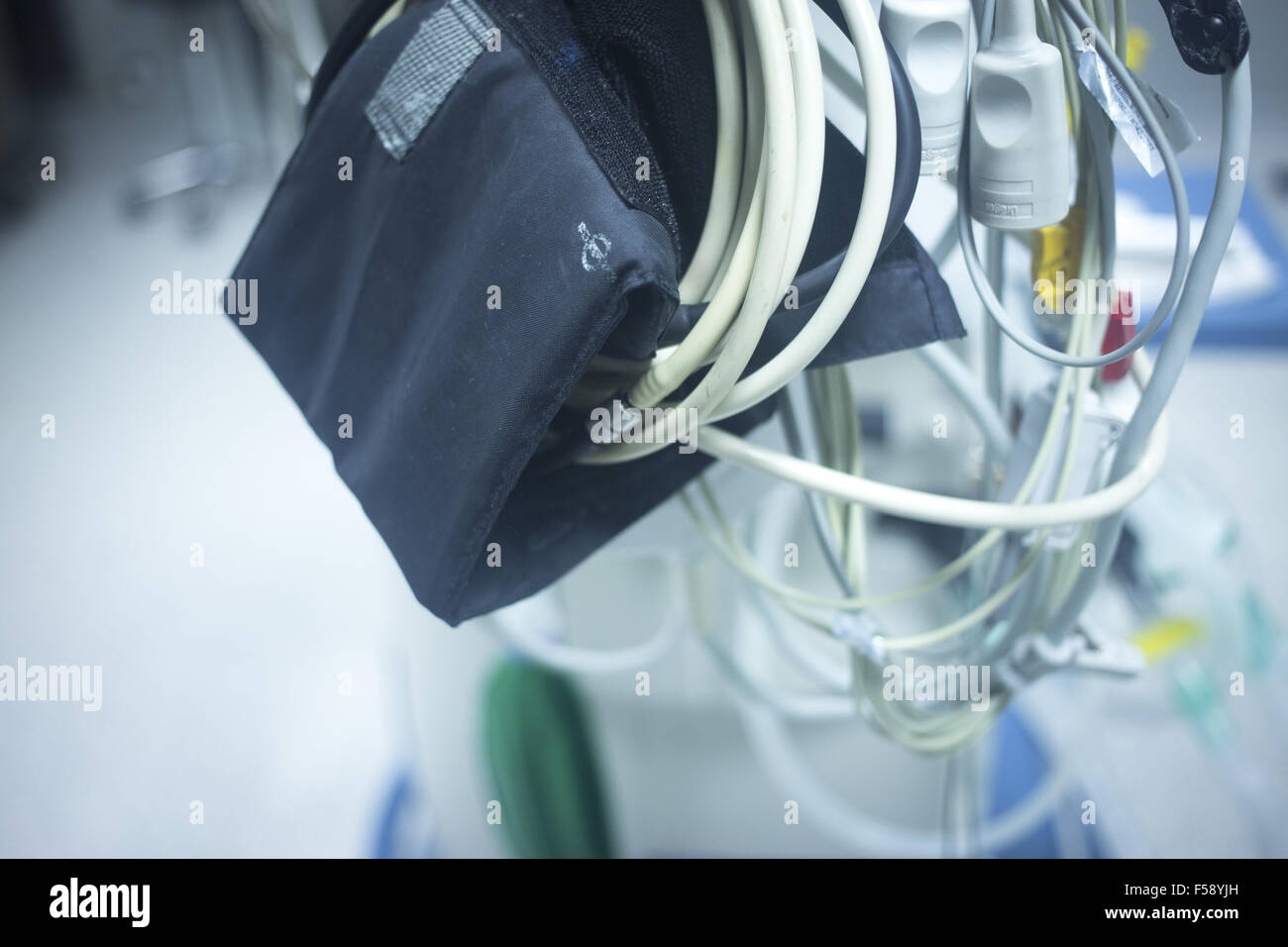 Traumatology orthopedic surgery hospital emergency operating room ...