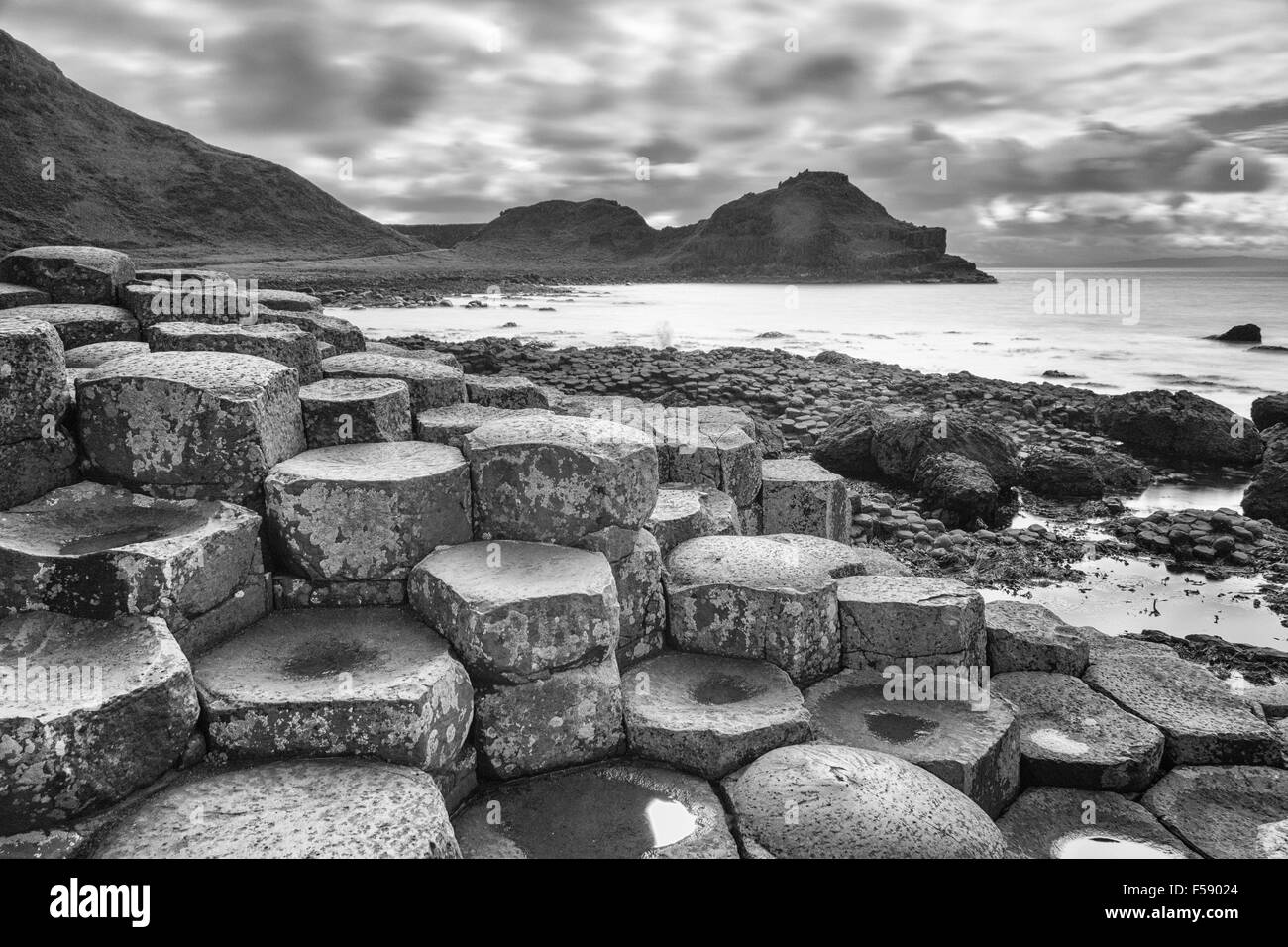 Giant causeway hi-res stock photography and images - Alamy