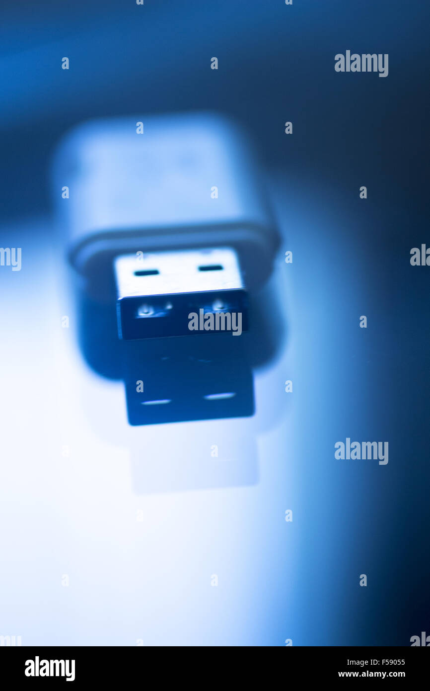 USB 3 flash drive III pendrive IT PC memory storage dongle plug socket ...