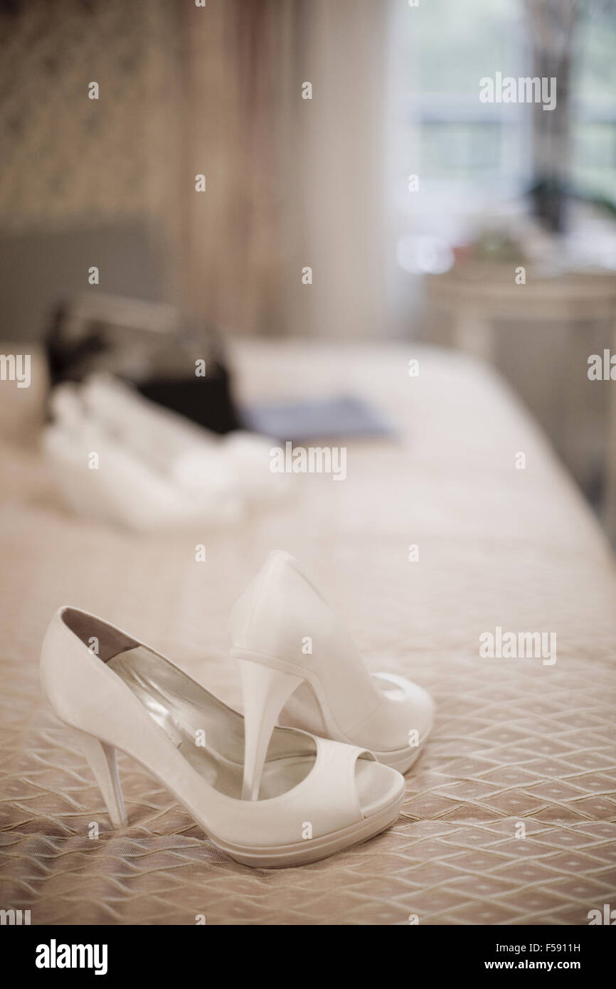 Color artistic digital rectangular vertical photo of the bride's white ...