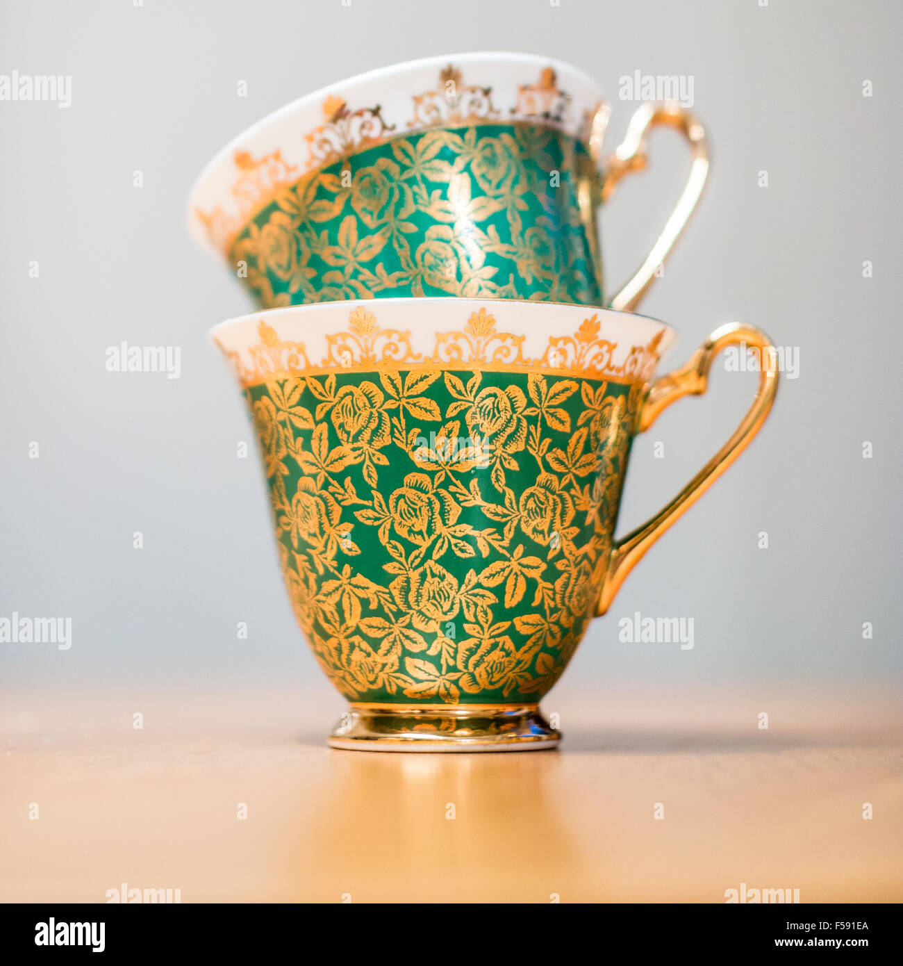 Vintage teacups stack hi-res stock photography and images - Alamy