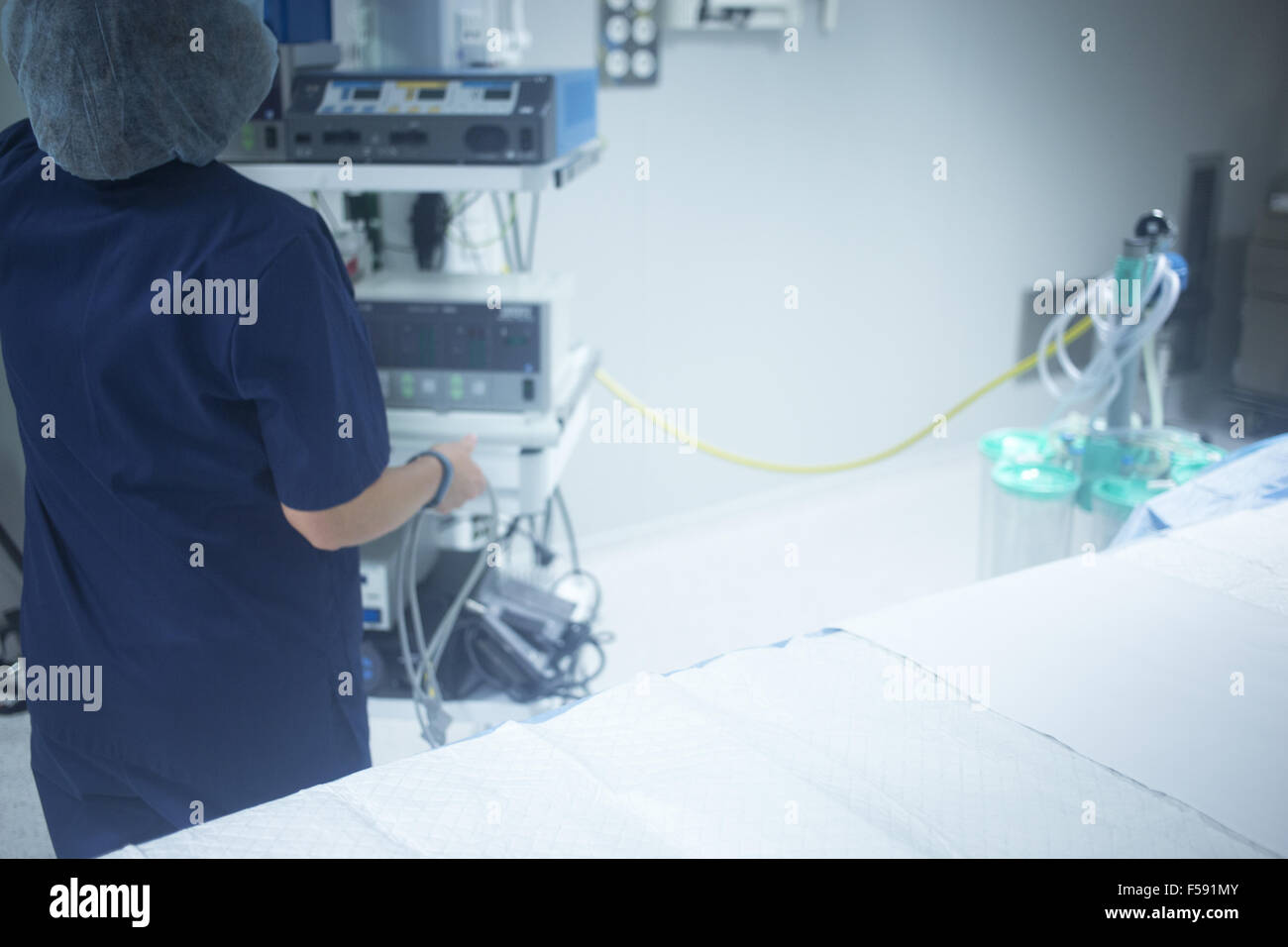 Traumatology orthopedic surgery hospital emergency operating room ...