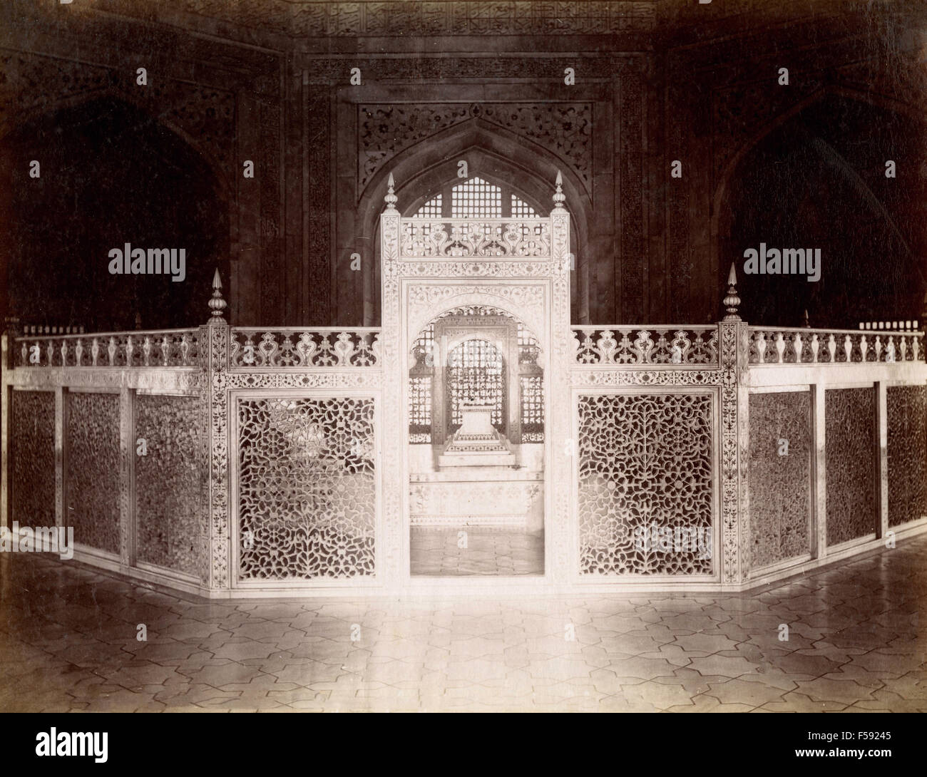 Marble screen hi-res stock photography and images - Alamy