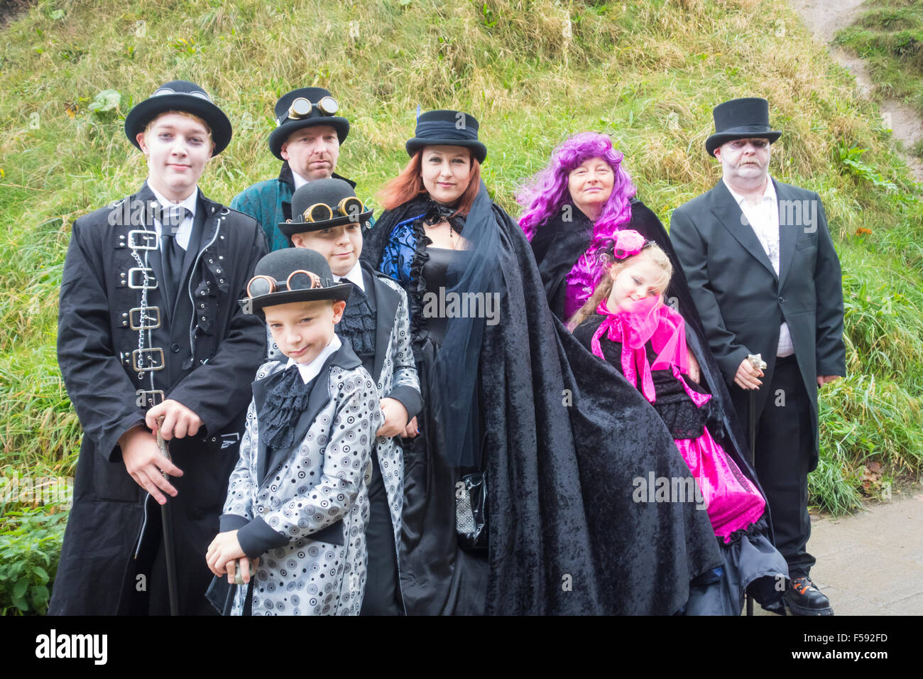 Whitby goth children hi-res stock photography and images - Alamy