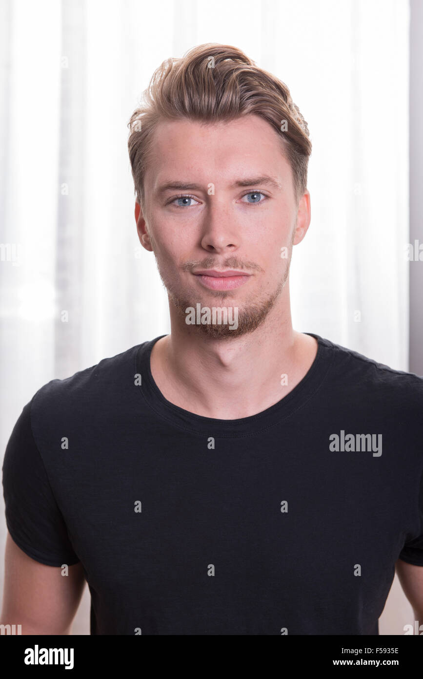 portrait handsome man Stock Photo - Alamy