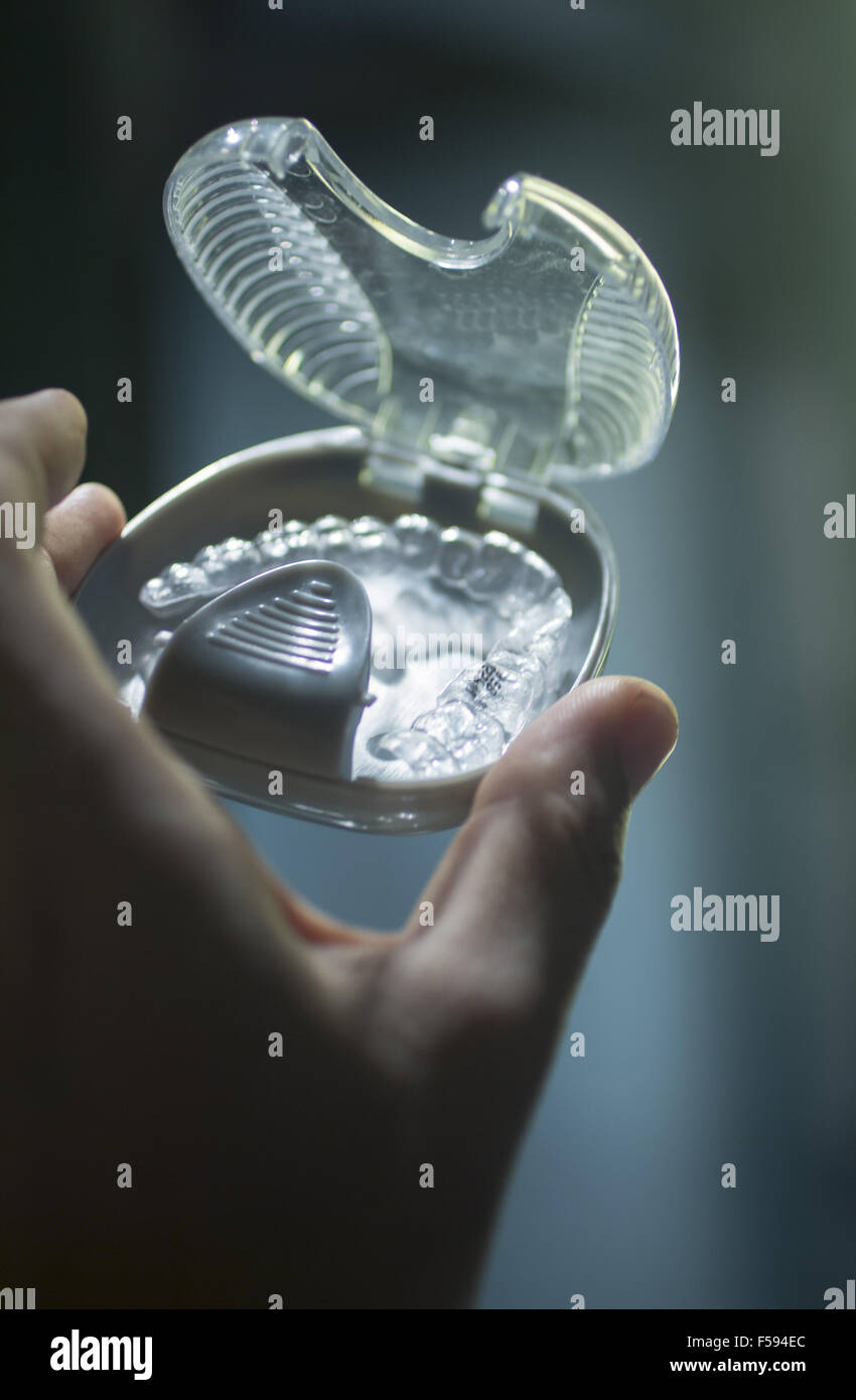 Invisible dental teeth brackets tooth plastic braces and case photo ...