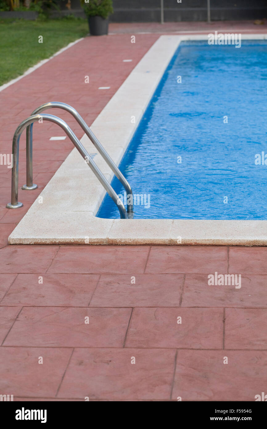Steps into a Swimming pool Stock Photo - Alamy