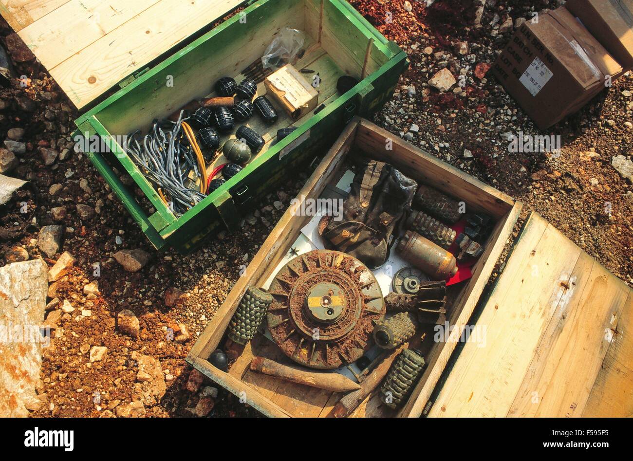 Mines explosives hi-res stock photography and images - Alamy