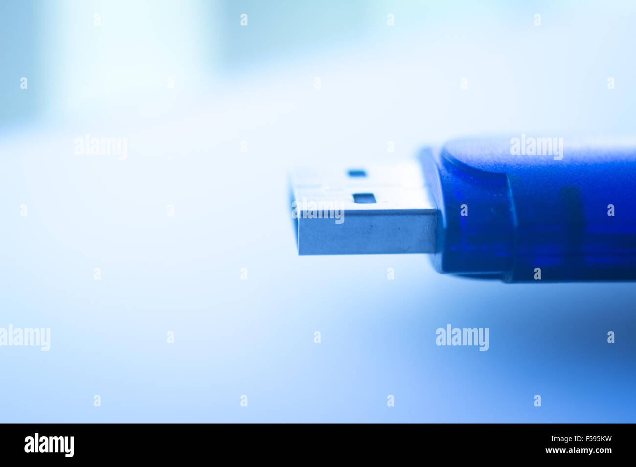 USB 3 flash drive III pendrive IT PC memory storage dongle plug socket ...