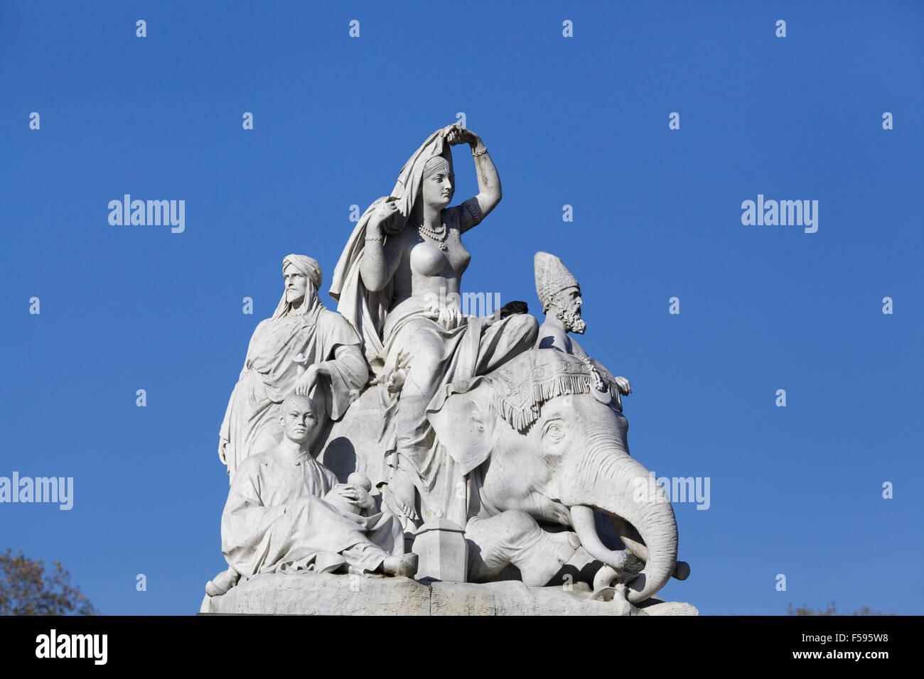 Elephant sculpture by John Henry Foley at the Albert Memorial London ...