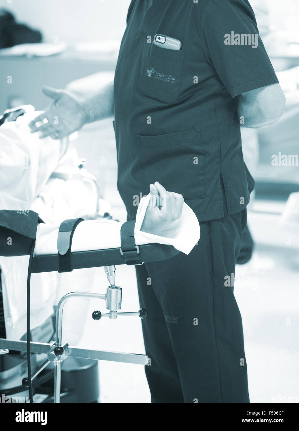 Traumatology orthopedic surgery hospital emergency operating room ...