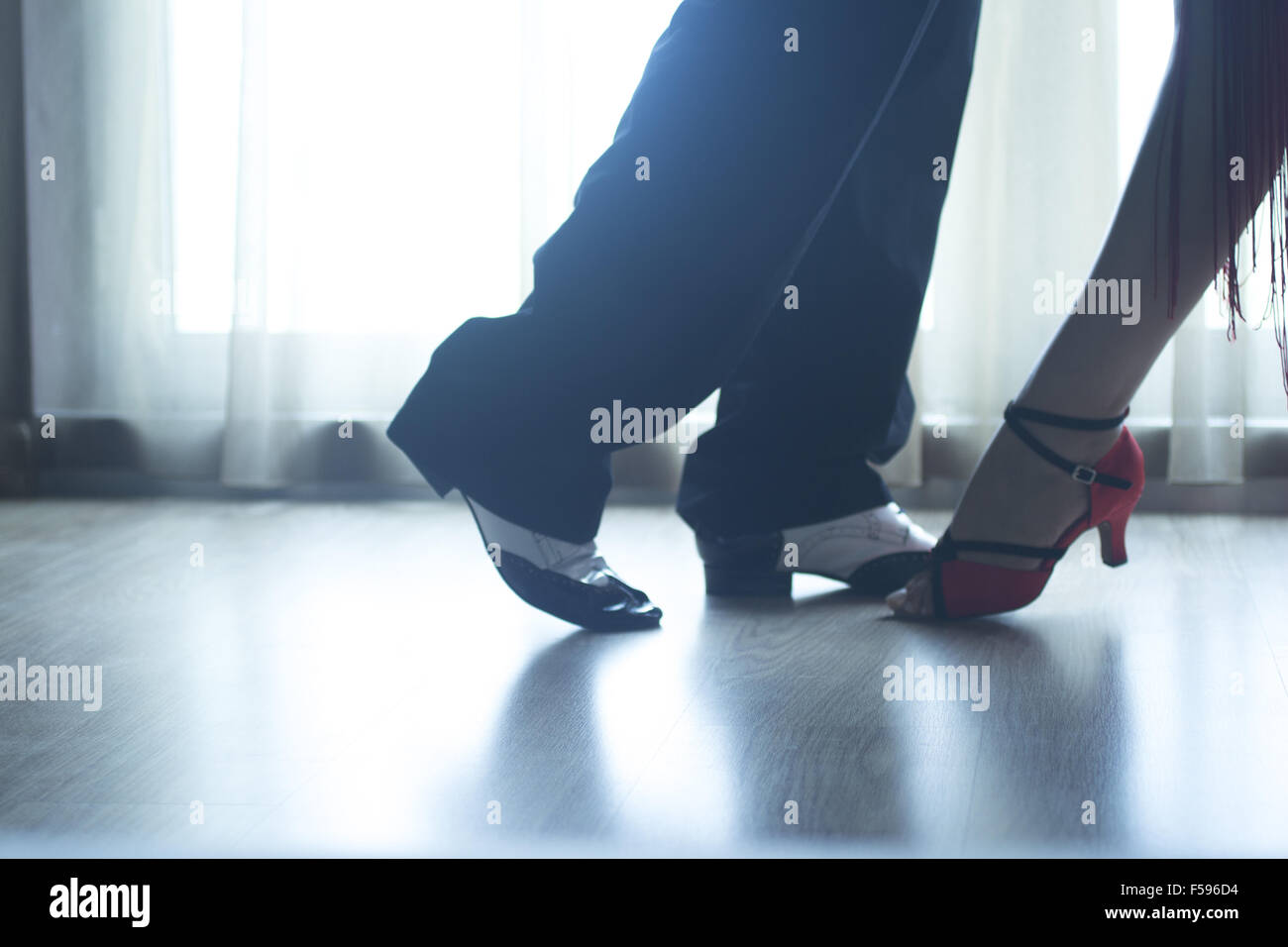 Couples Dancing Feet Photography