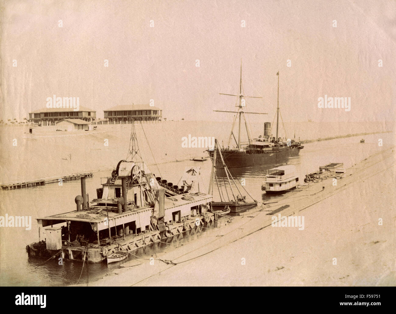 Ships and barges, the Suez Canal, Egypt Stock Photo - Alamy Ships and barges, the Suez Canal, Egypt Stock Photo - Alamy
