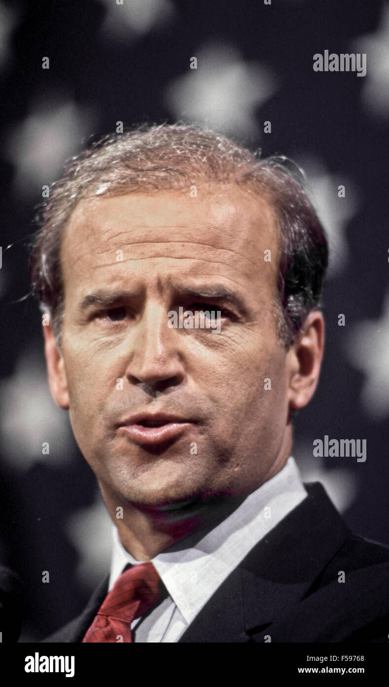 Washington, DC. 6-1-1987 Senator Joe Biden after announcing his ...