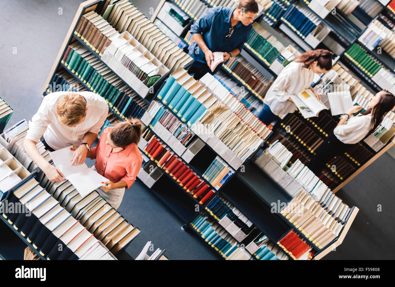 Collage student hi-res stock photography and images - Alamy