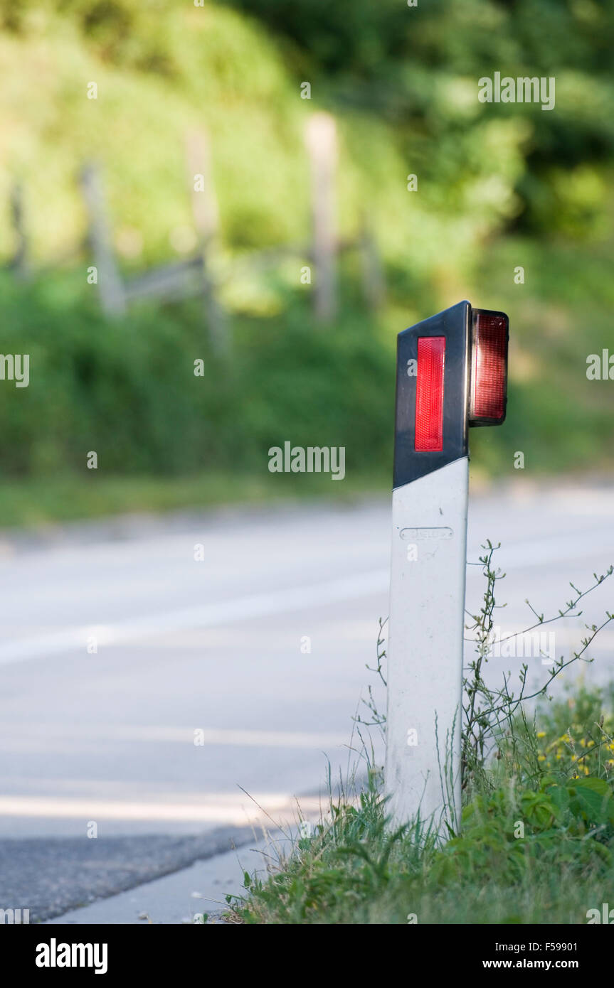 Side marking along empty country road Stock Photo - Alamy
