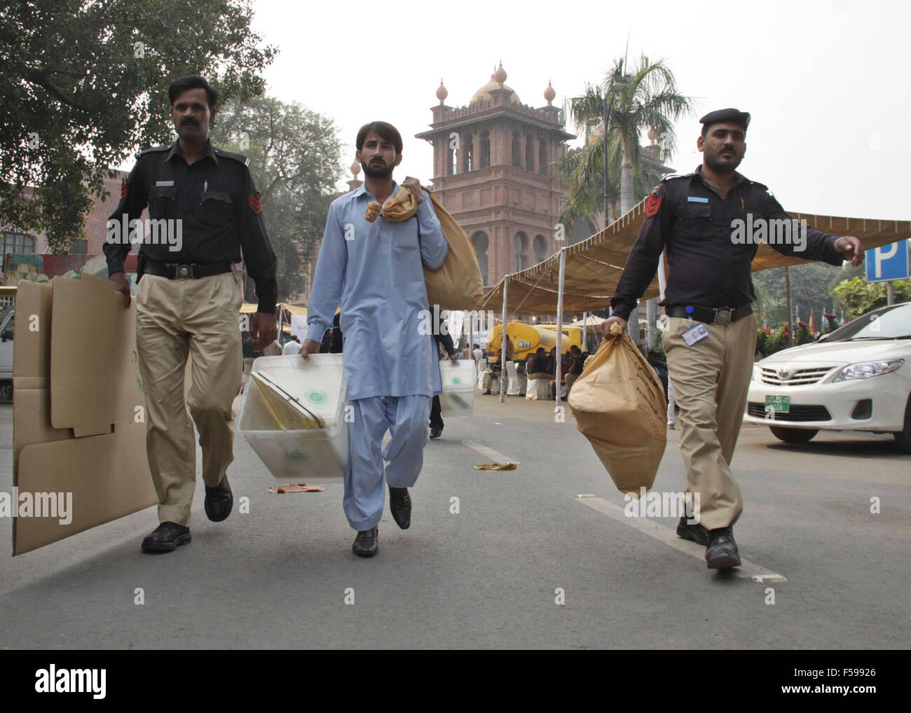 Presiding Officers and other election staff are receiving and shifting ...