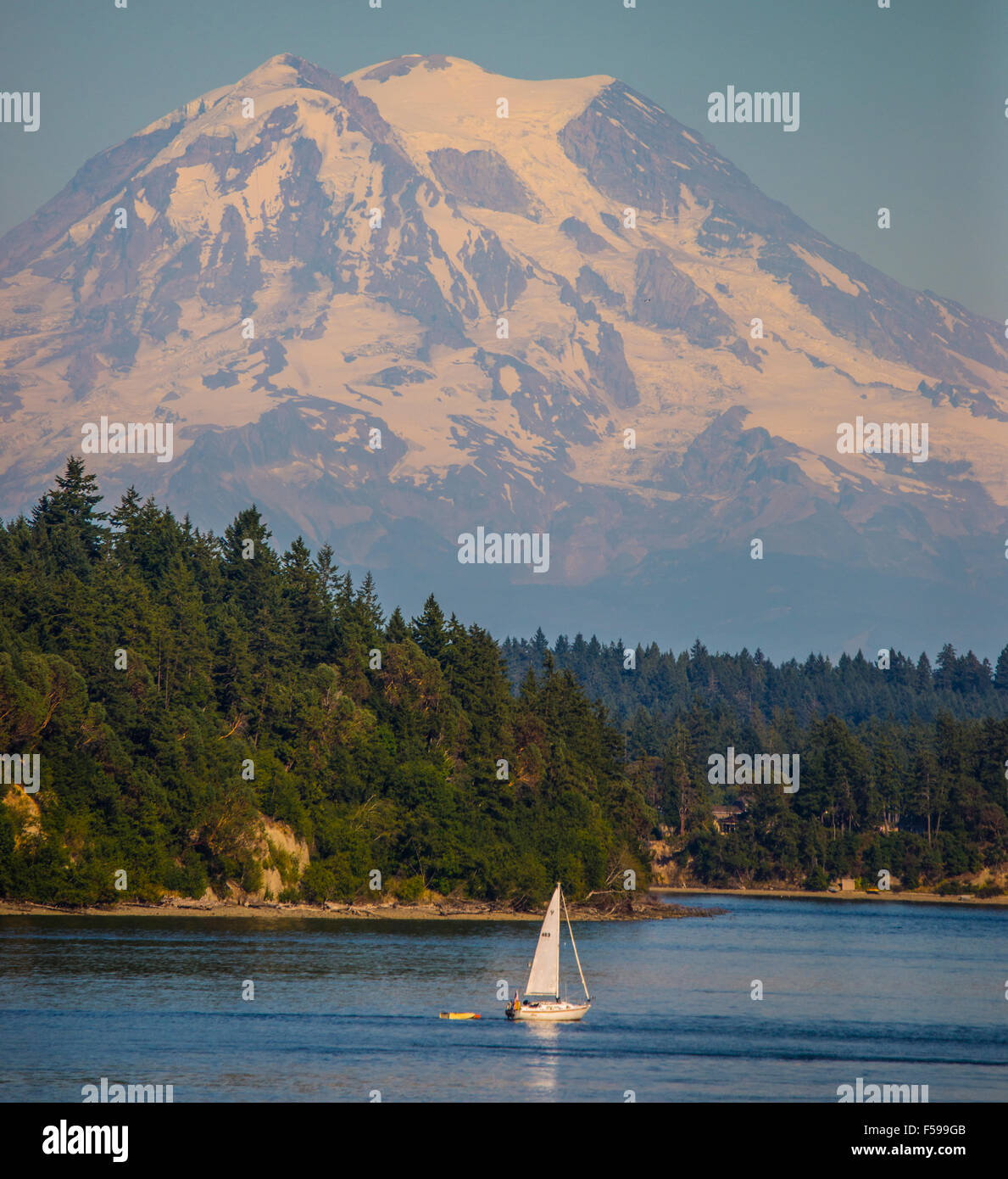 Puget sound in background hi-res stock photography and images - Alamy