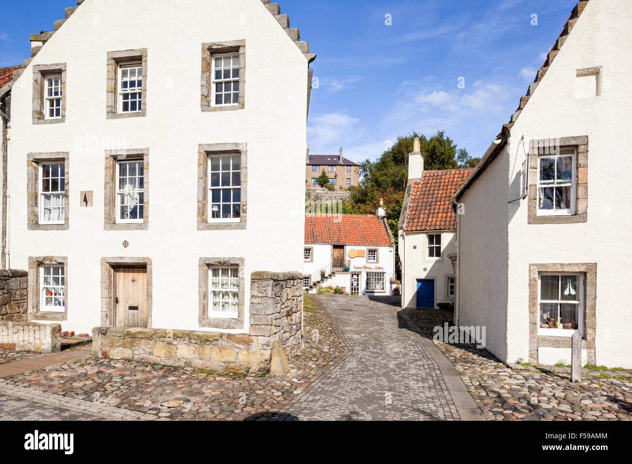 Corbie steps gable hi-res stock photography and images - Alamy